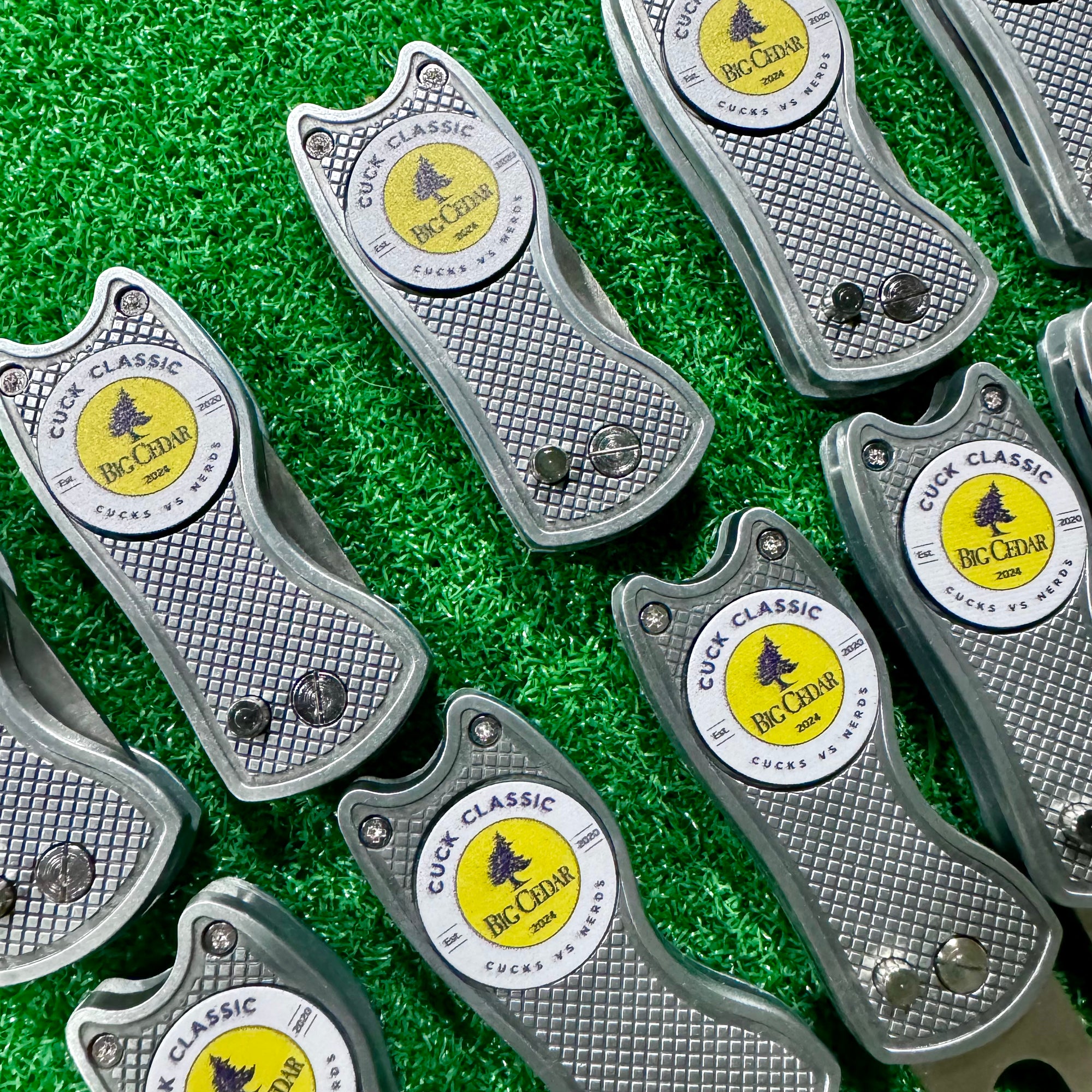 Custom Logo on Divot Tool - Groovy Golfer