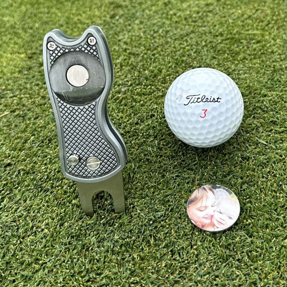 Custom Divot Tools | Personalized Golf Ball Repair Tool - Groovy Golfer